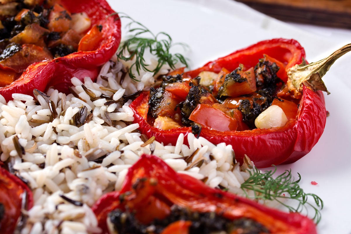 Stuffed Peppers On Pesto Rice – Astrid's Kitchen